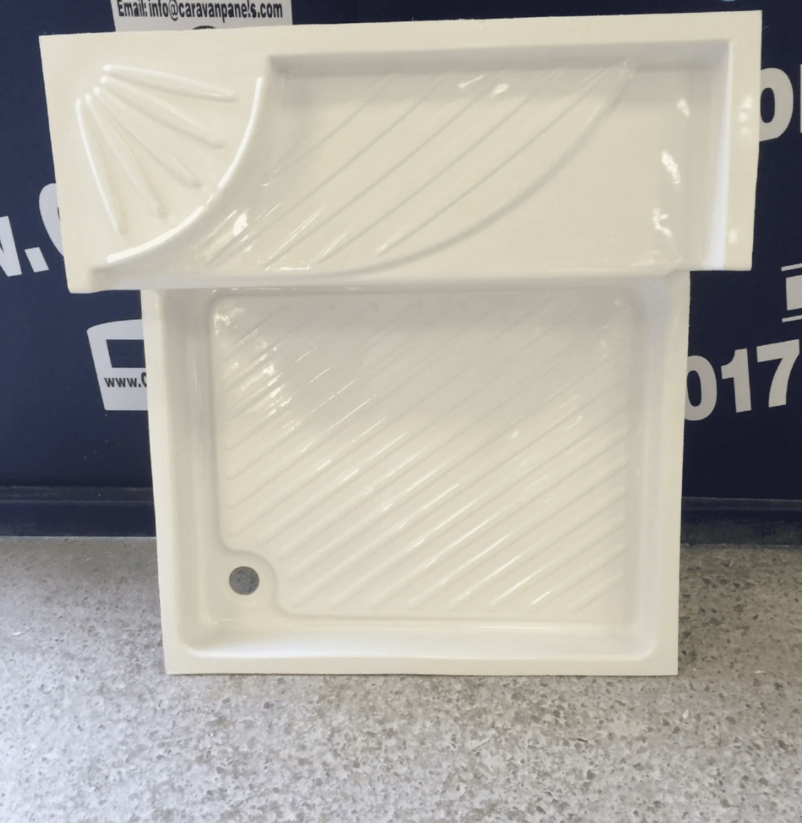 Sterling Caravan Shower Tray 002